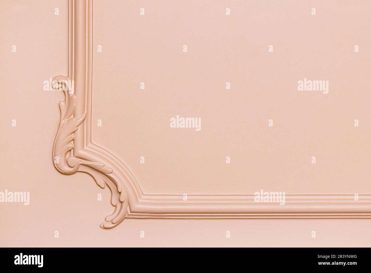 Luxury beige wall design bas-relief with stucco mouldings classic style ...
