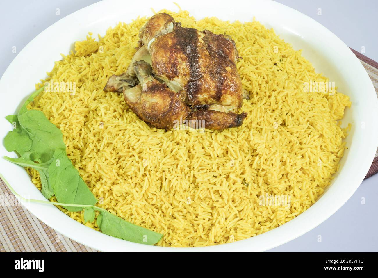 chicken Kabsa - mixed rice dishes that originate in Yemen. Middle ...