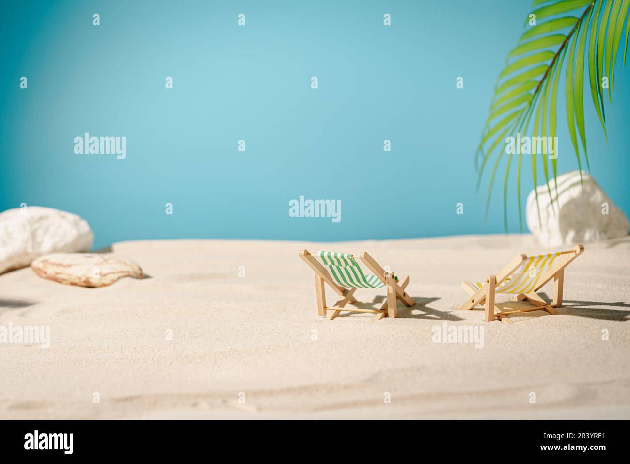 Symbolic beach background Stock Photo - Alamy