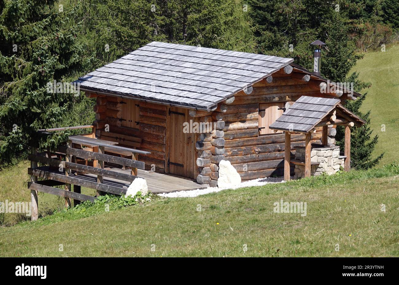 Hut on the Pralongia plateau Stock Photo - Alamy
