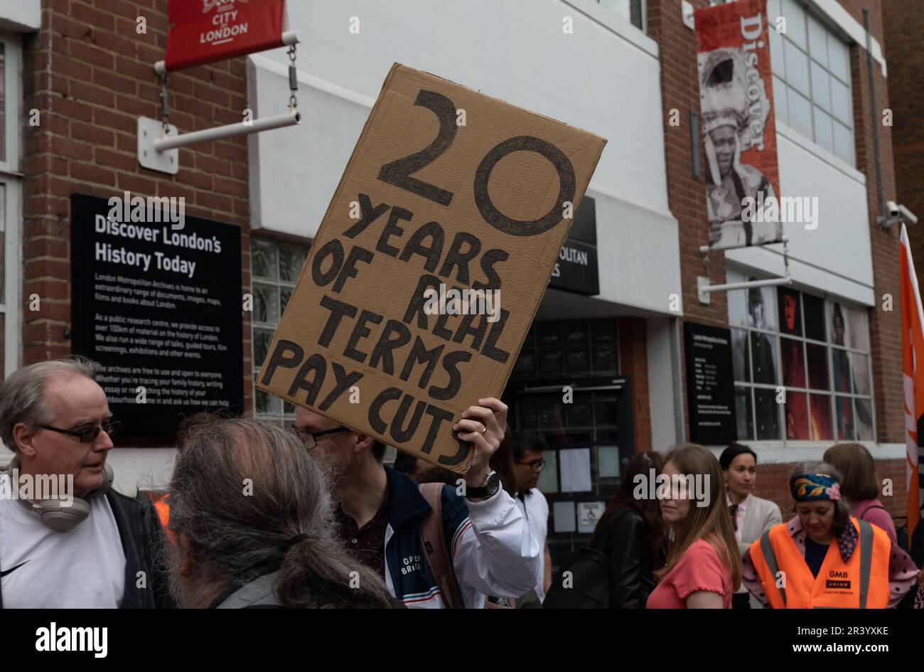 The first time ever GMB Union have taken strike action over pay ...