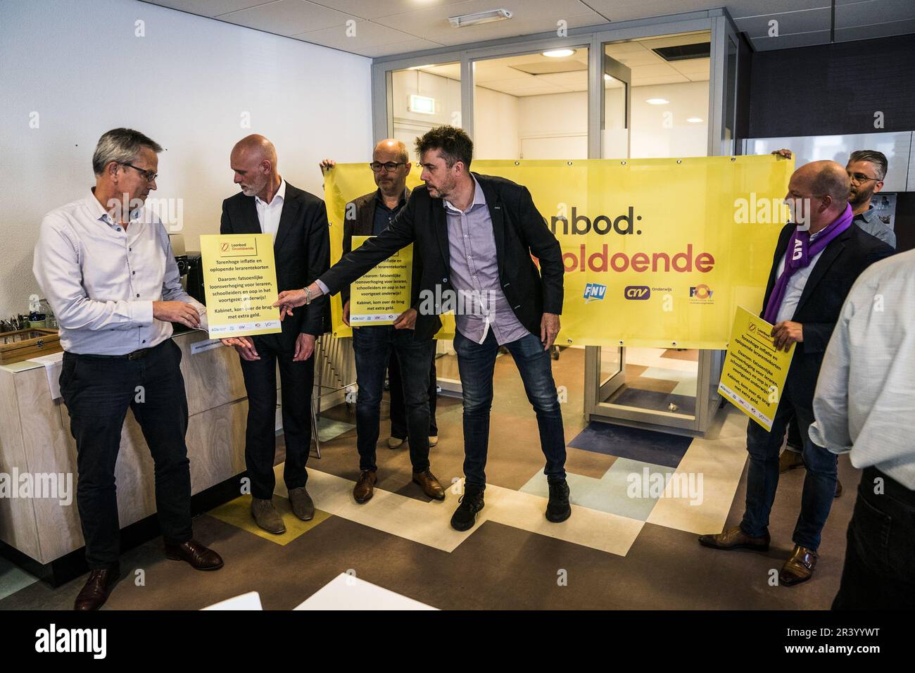 Salarisverhoging hi-res stock photography and images - Alamy