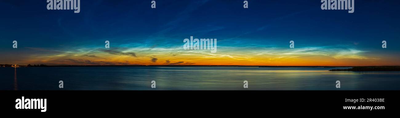 Panorama showing the full noctilucent cloud display over Crawling ...