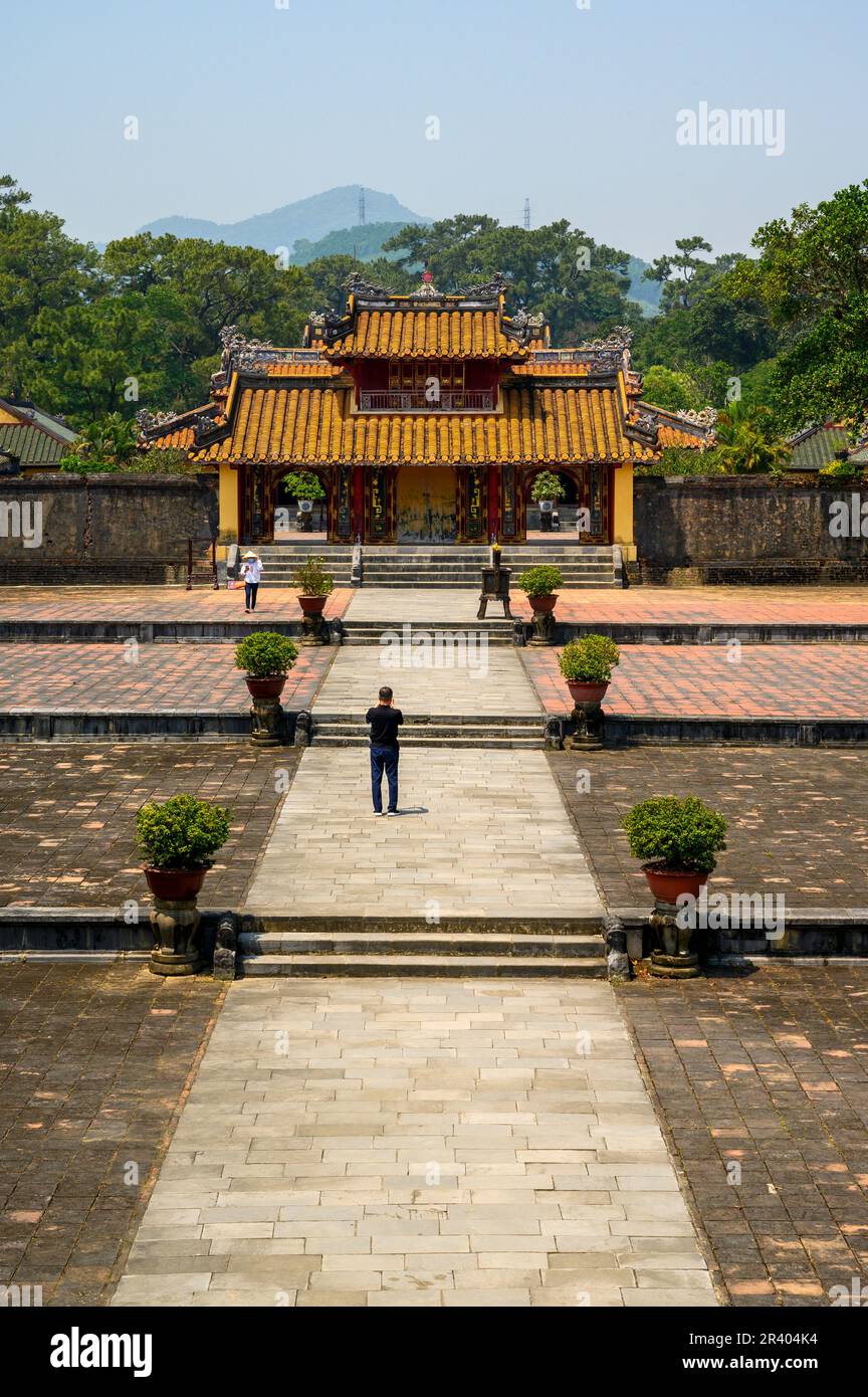 Salutation Court and Hien Duc Gate in Minh Mang's tomb complex, the ...