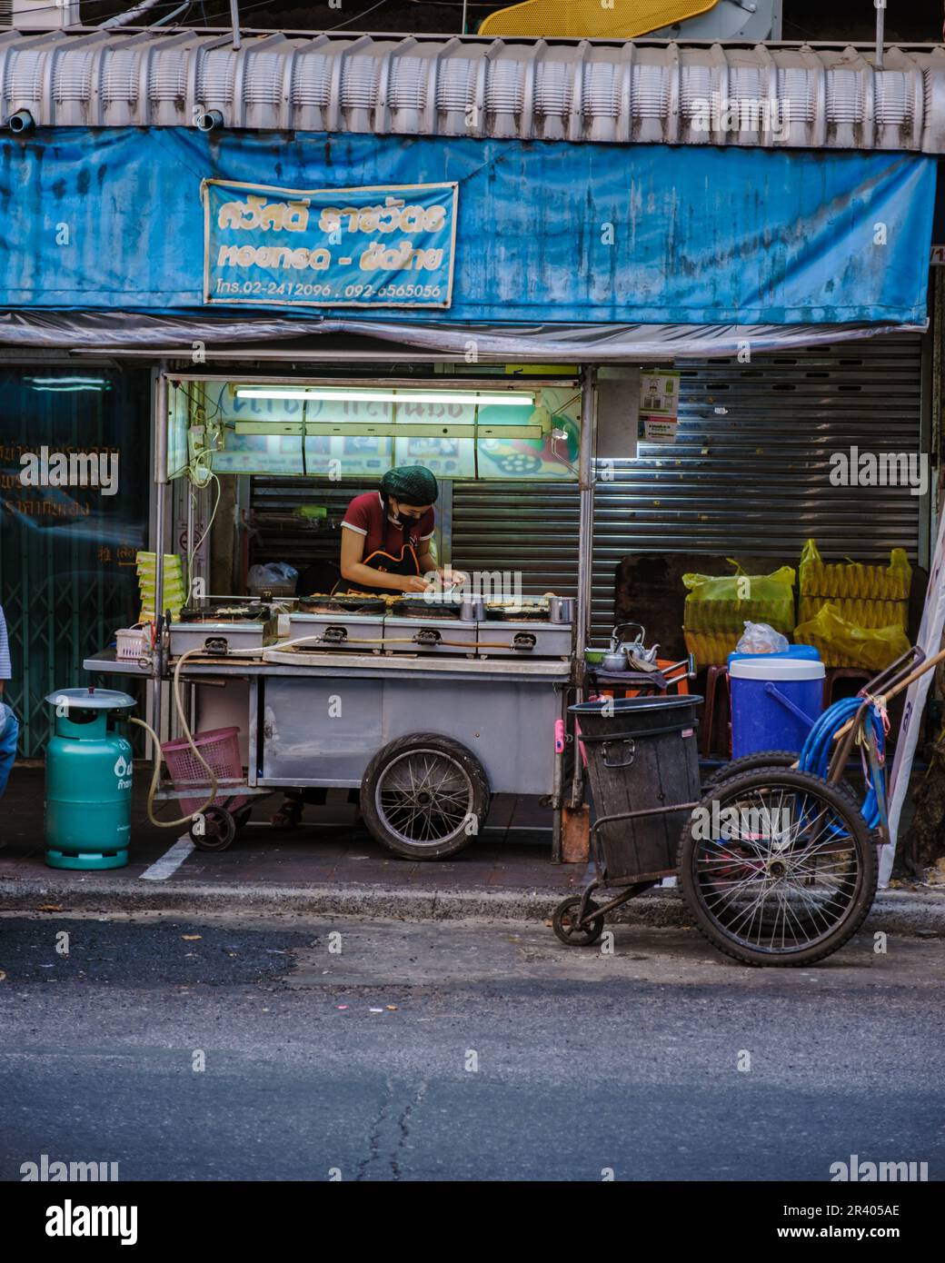 Bangkok Ratchawat Thailand people preparing Thai street food at a food ...
