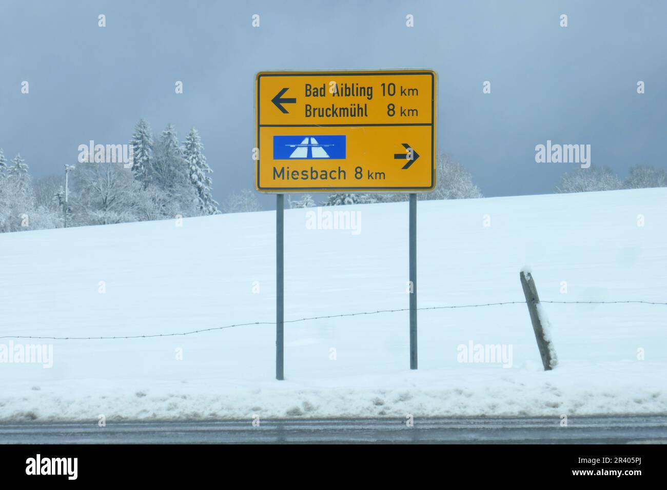 Sign towards Bad Aibling Stock Photo - Alamy