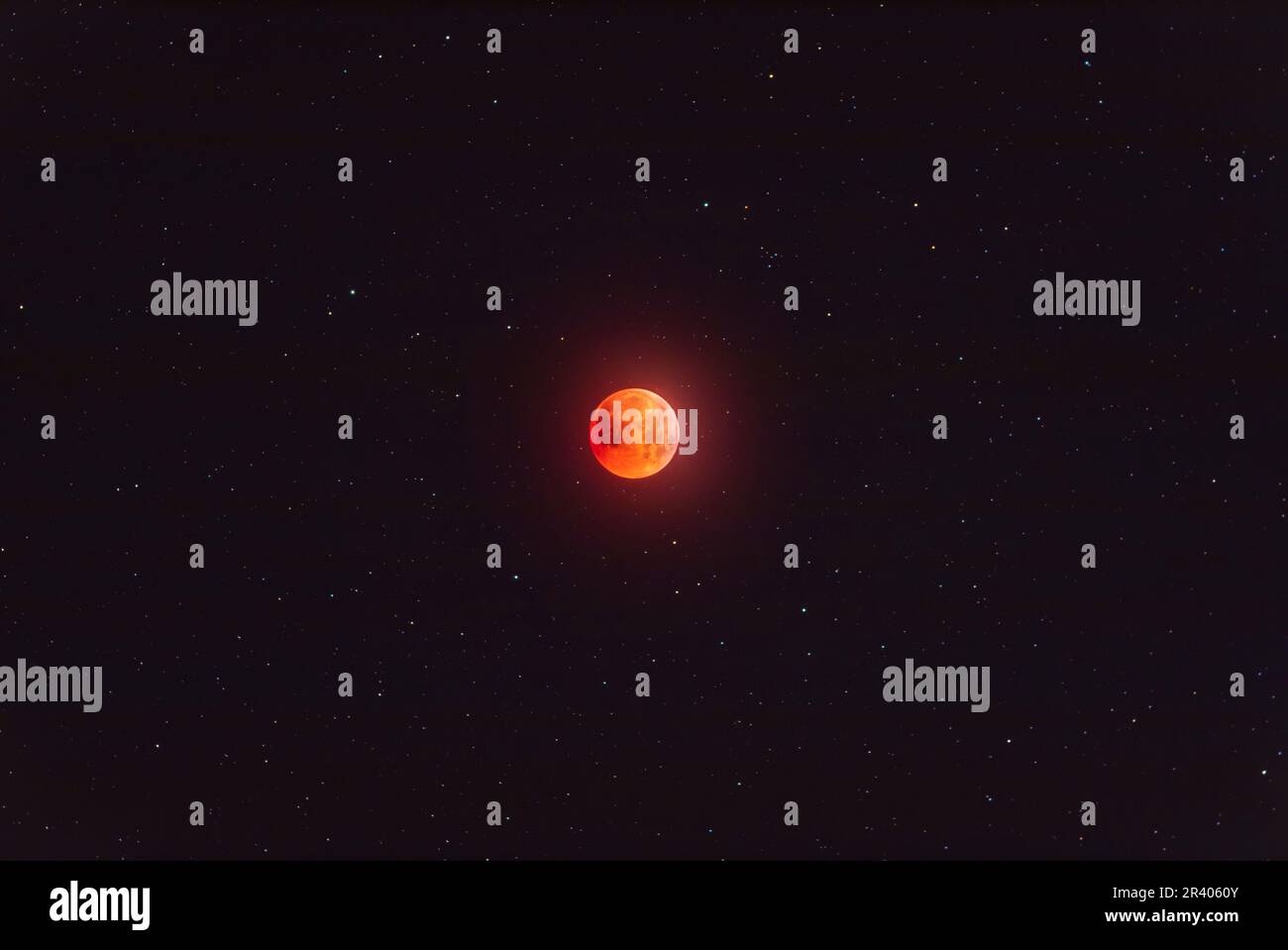 Totally eclipsed moon hi-res stock photography and images - Alamy