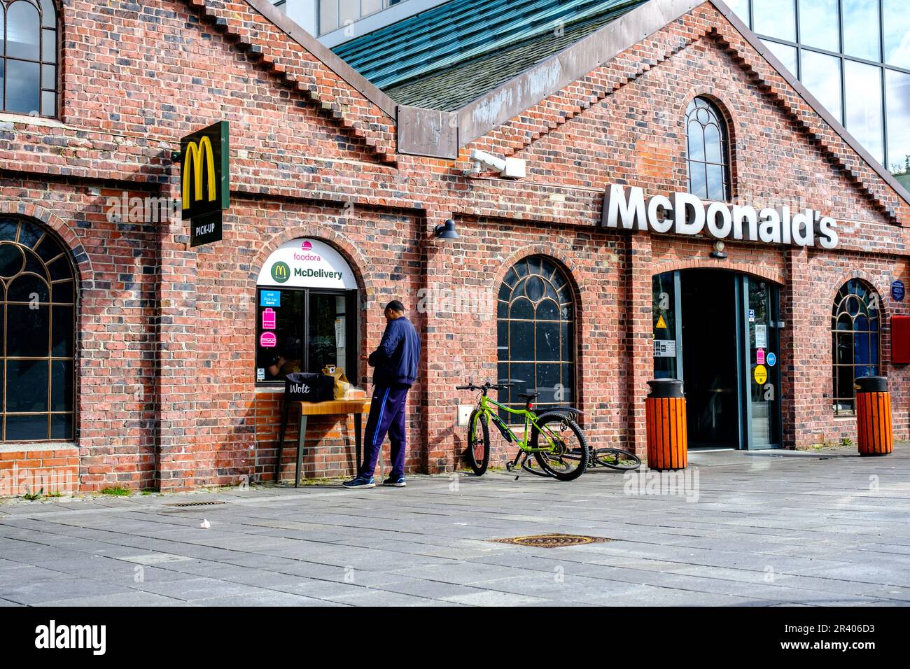 Sandnes, Rogaland, Norway, May 18 2023, One Man Buying Takeaway Food ...