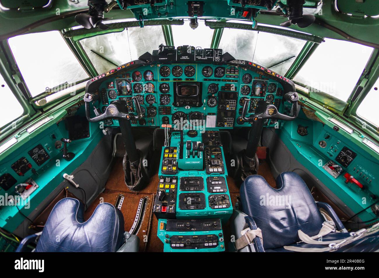 Cockpit of a Tu-154M-LK military transport aircraft of the Russian Air ...