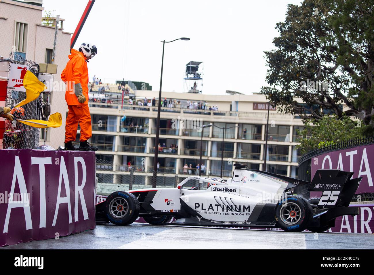 25 BARTER Hugh (gbr), Campos Racing, Dallara F3, crash during the 3rd ...