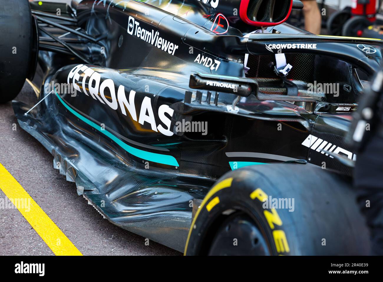 Mercedes AMG F1 Team W14, mechanical detail of the new side pods in the pitlane during the ...