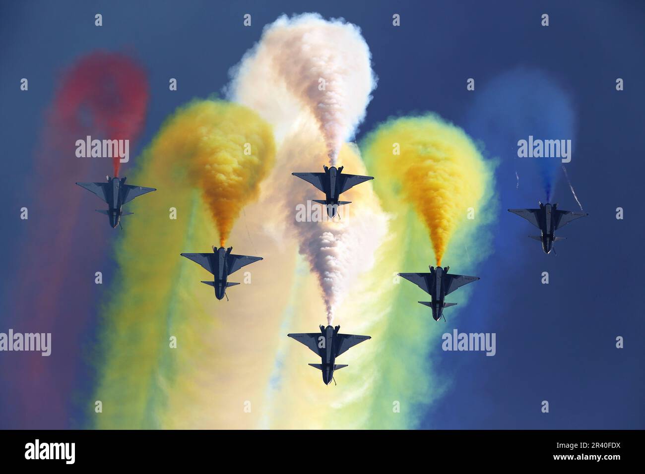 J-10A jet fighters of the Chinese Air Force August 1st aerobatic team ...