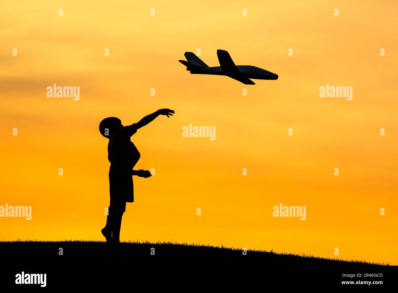 Launching plane hi-res stock photography and images - Alamy