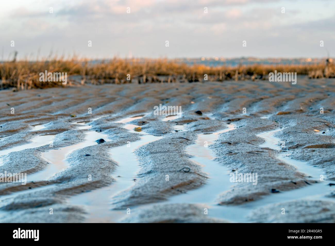 Tidal structures hi-res stock photography and images - Alamy