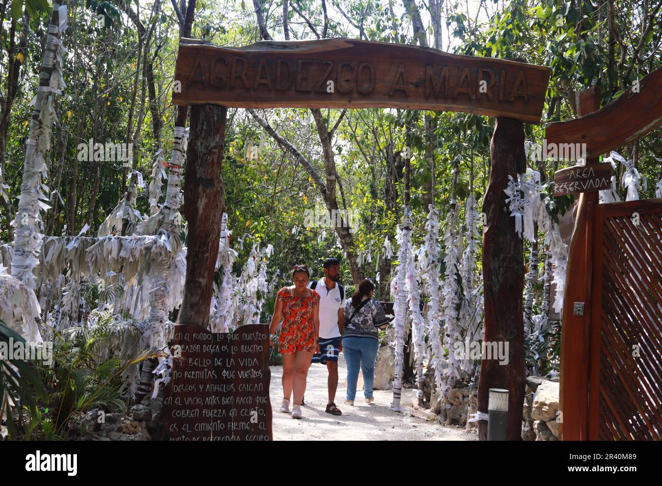 Mary undoer of knots hi-res stock photography and images - Alamy