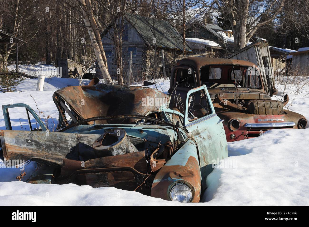 Abandoned old cars Stock Photo - Alamy