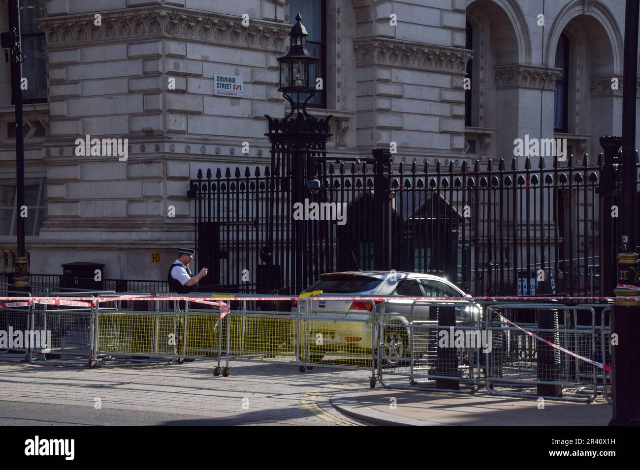 London, England, UK. 25th May, 2023. Police set up a cordon outside ...
