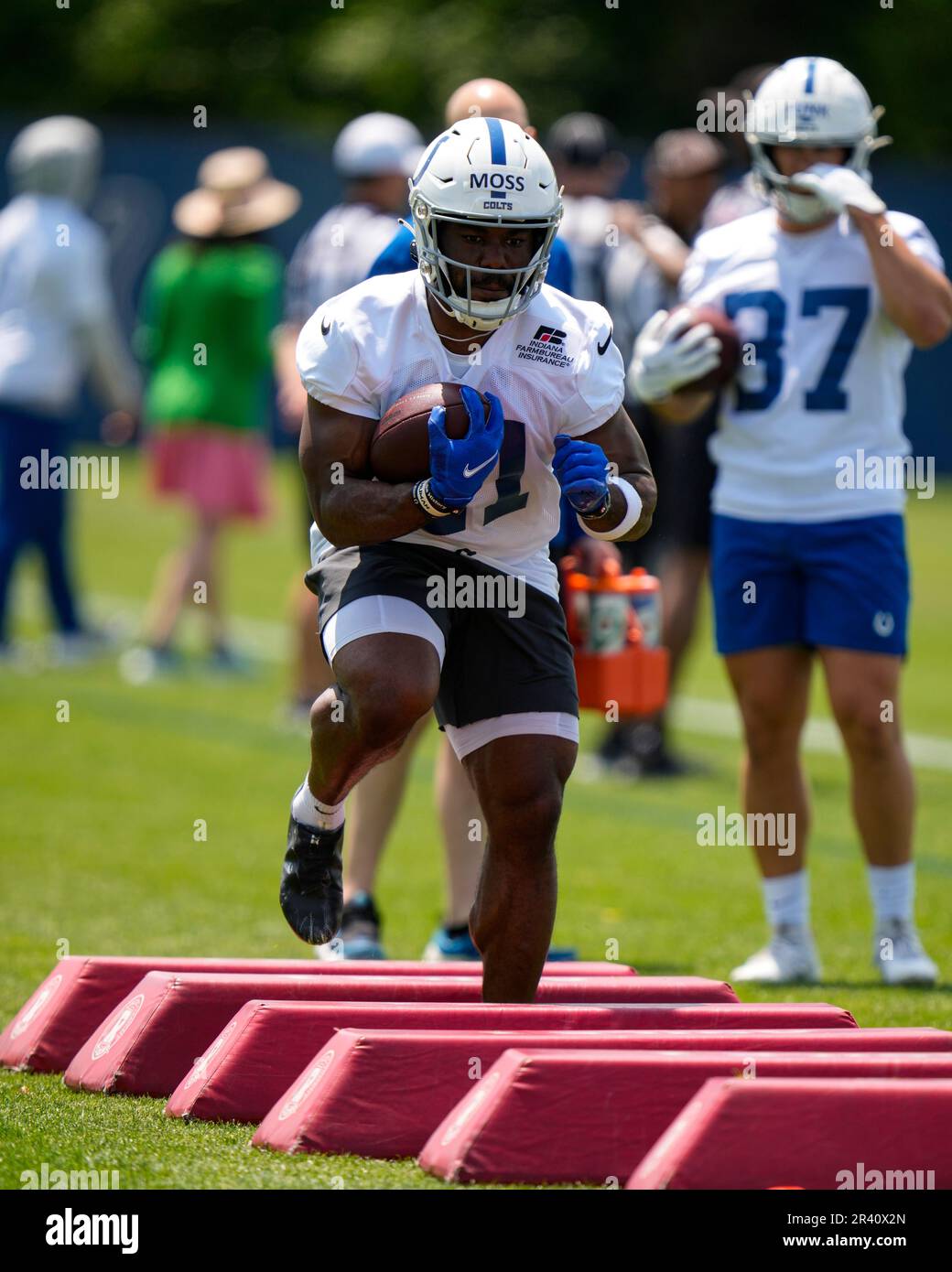 Indianapolis Colts running back Zack Moss runs a drill during practice ...