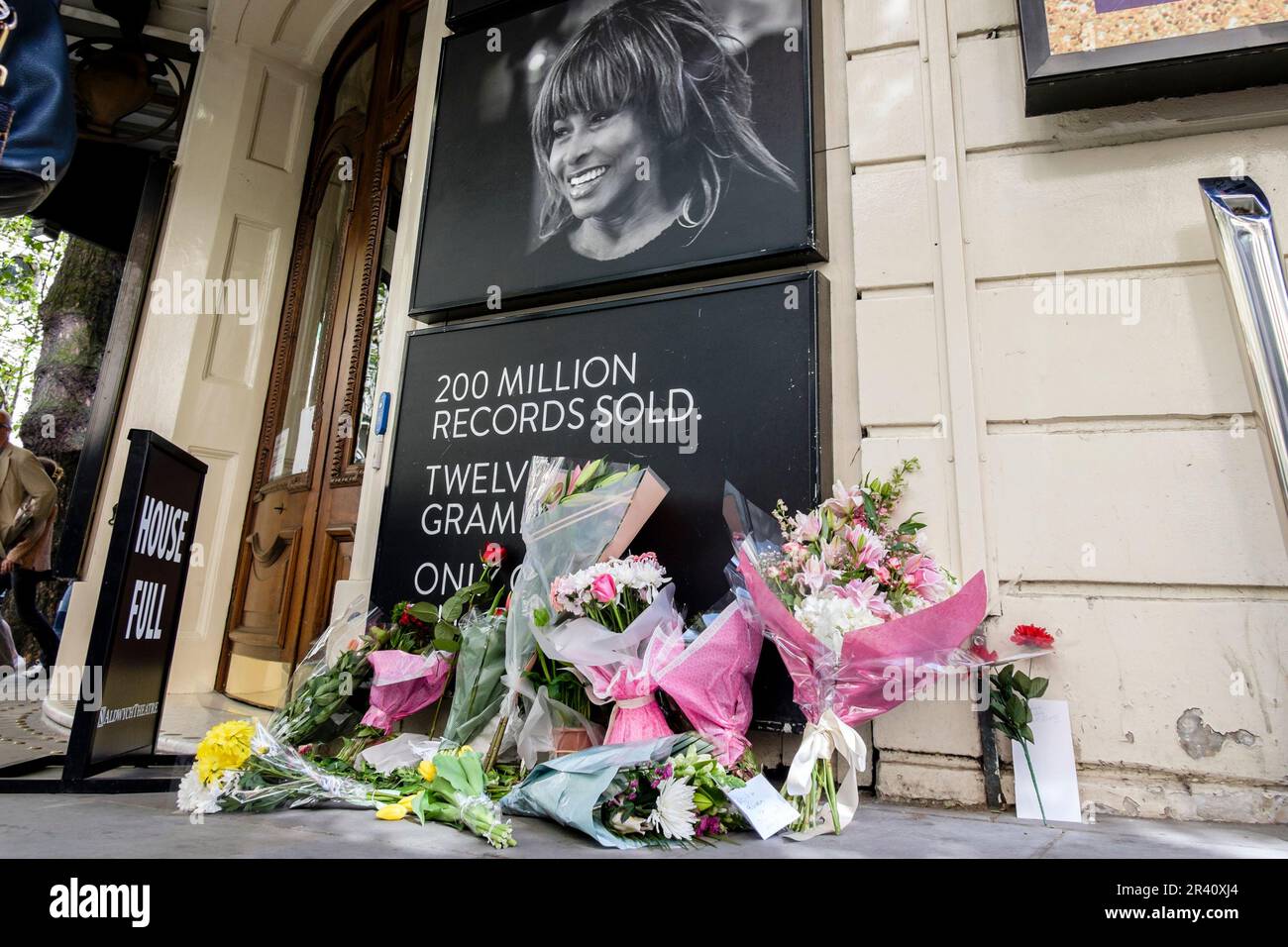 25 May 2023, London, UK. Floral tributes laid outside the Aldwych ...