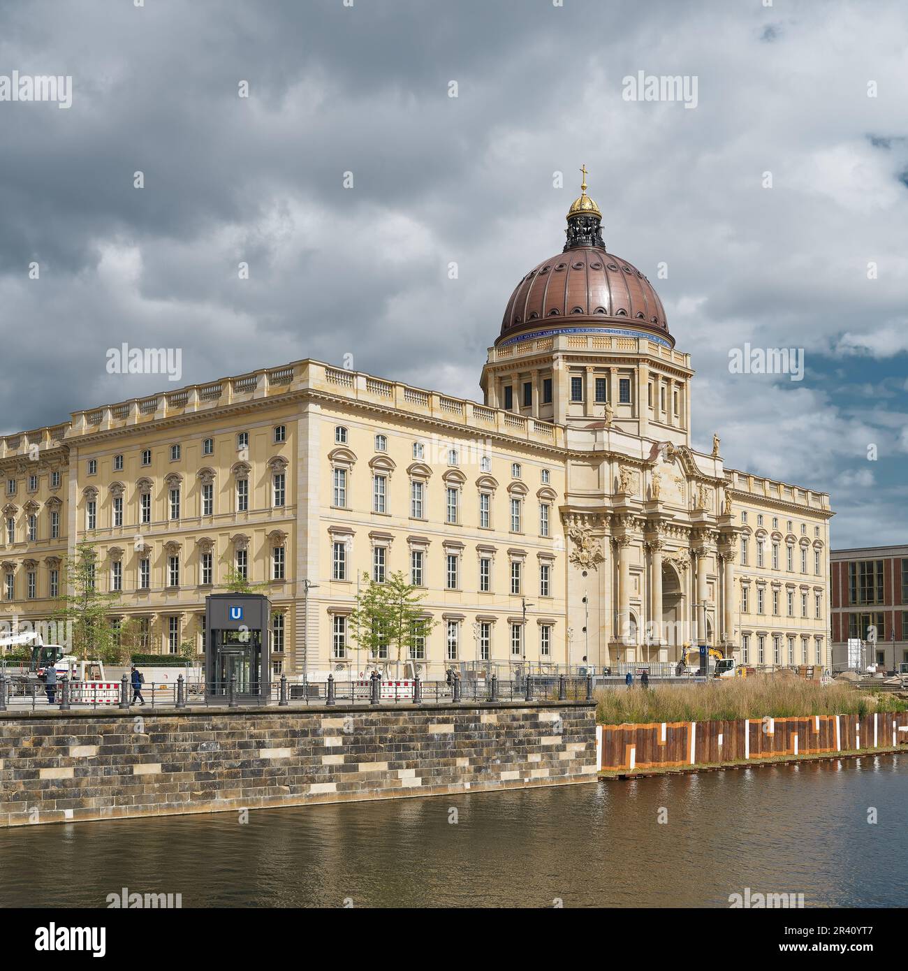 The completed Humboldt Forum in Berlin with the last remaining work on ...