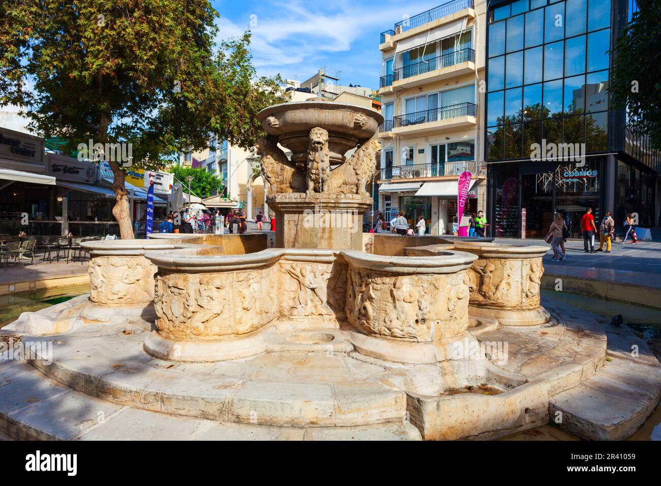 Heraklion crete lion square hi-res stock photography and images - Alamy