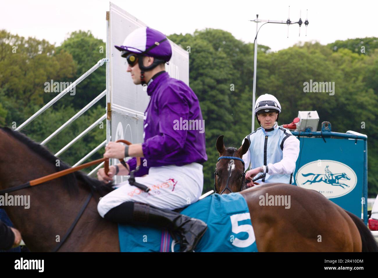 Jockey Kevin Stott on Mashadi at York Races Stock Photo - Alamy