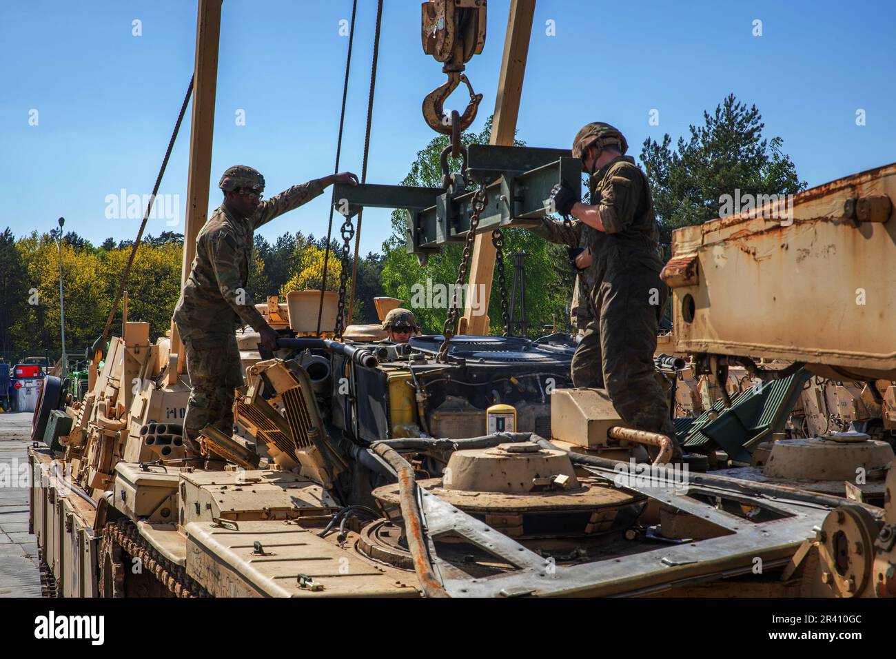 U s army m1 armor hi-res stock photography and images - Alamy