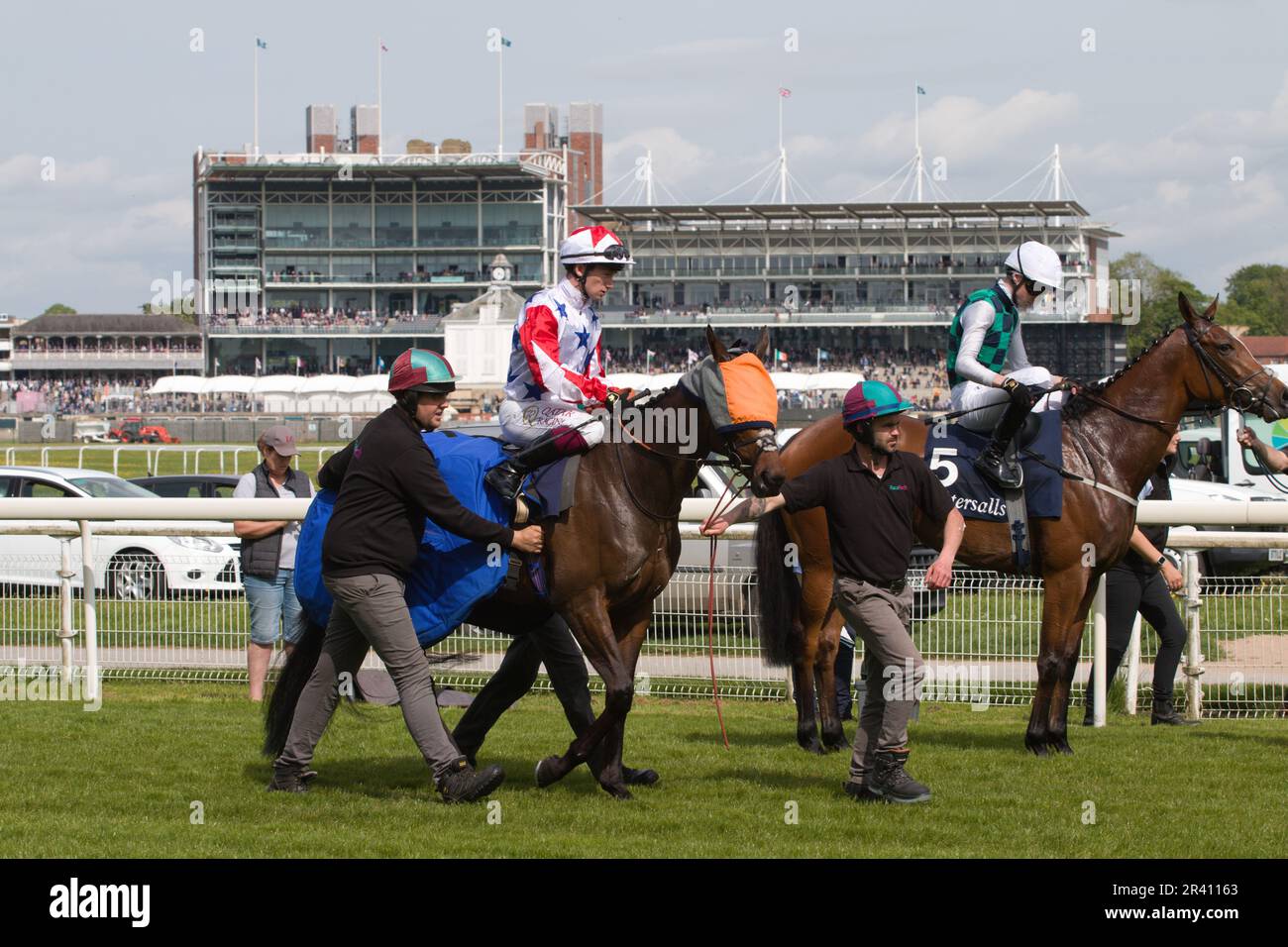 Tattersalls musidora stakes york races hi-res stock photography and ...