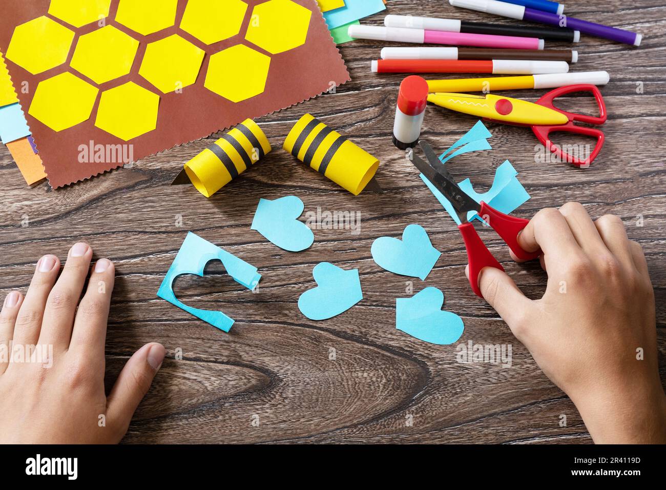 Instructions step 6. Summer card with voluminous bees. Handmade ...