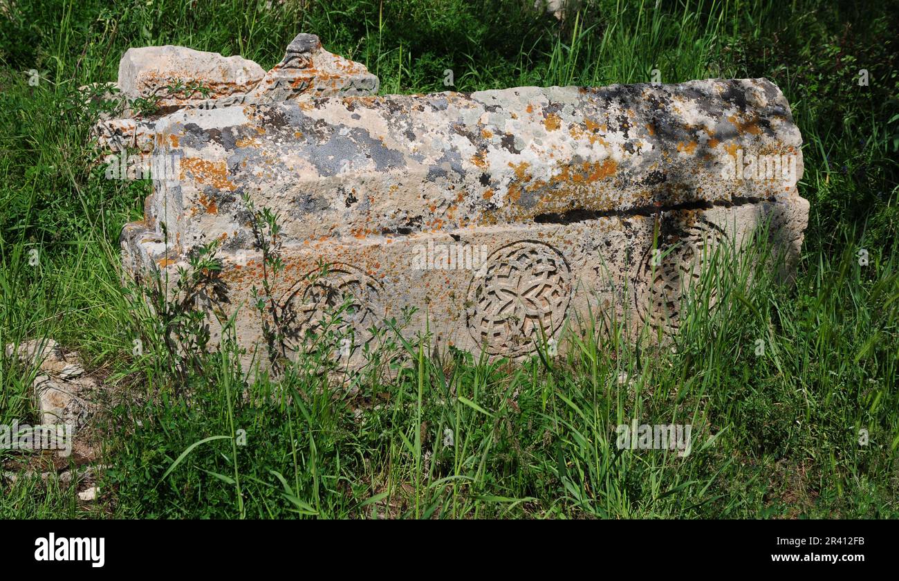 Tomb in gevas at lake van hi-res stock photography and images - Alamy