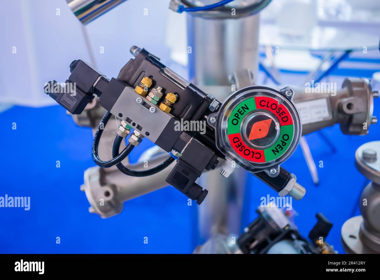 Electrical valve control hi-res stock photography and images - Alamy
