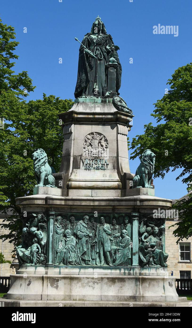 Victoria memorial lancaster hi-res stock photography and images - Alamy