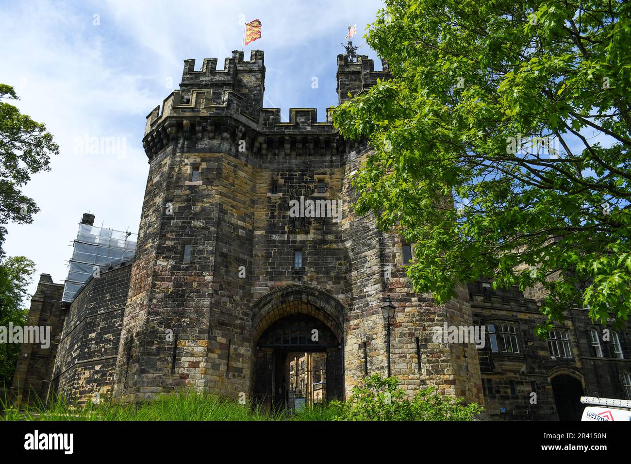Lancaster castle medieval roman hi-res stock photography and images - Alamy
