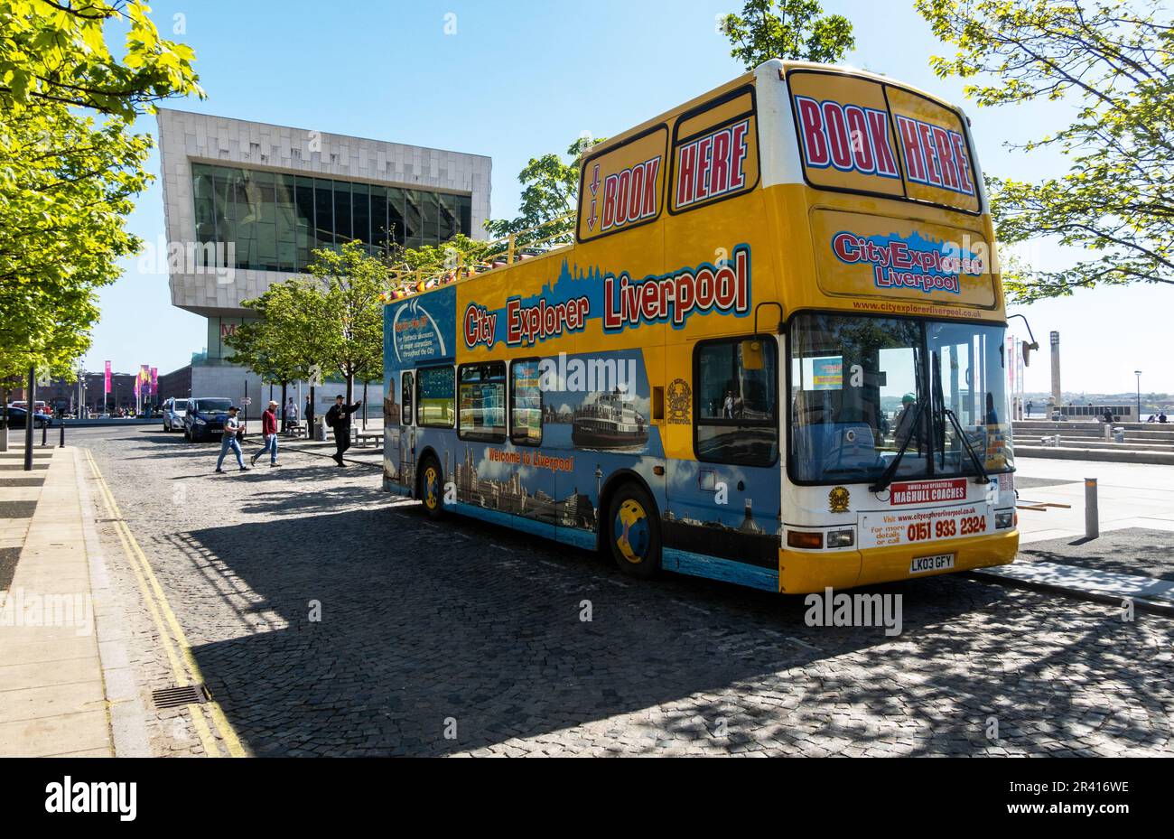 City Explorer: hop on hop off bus Liverpool sightseeing tour Stock ...