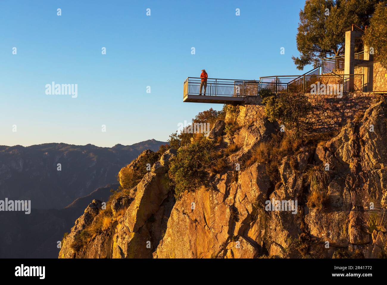 Panoramic viewpoin hi-res stock photography and images - Alamy