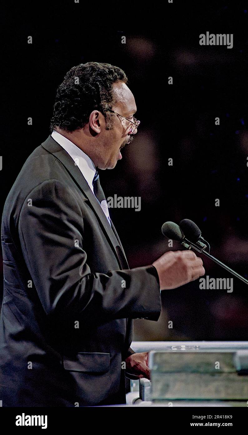 NEW YORK, NEW YORK - JULY 14, 1992 The Reverend Jesse Jackson delivers ...