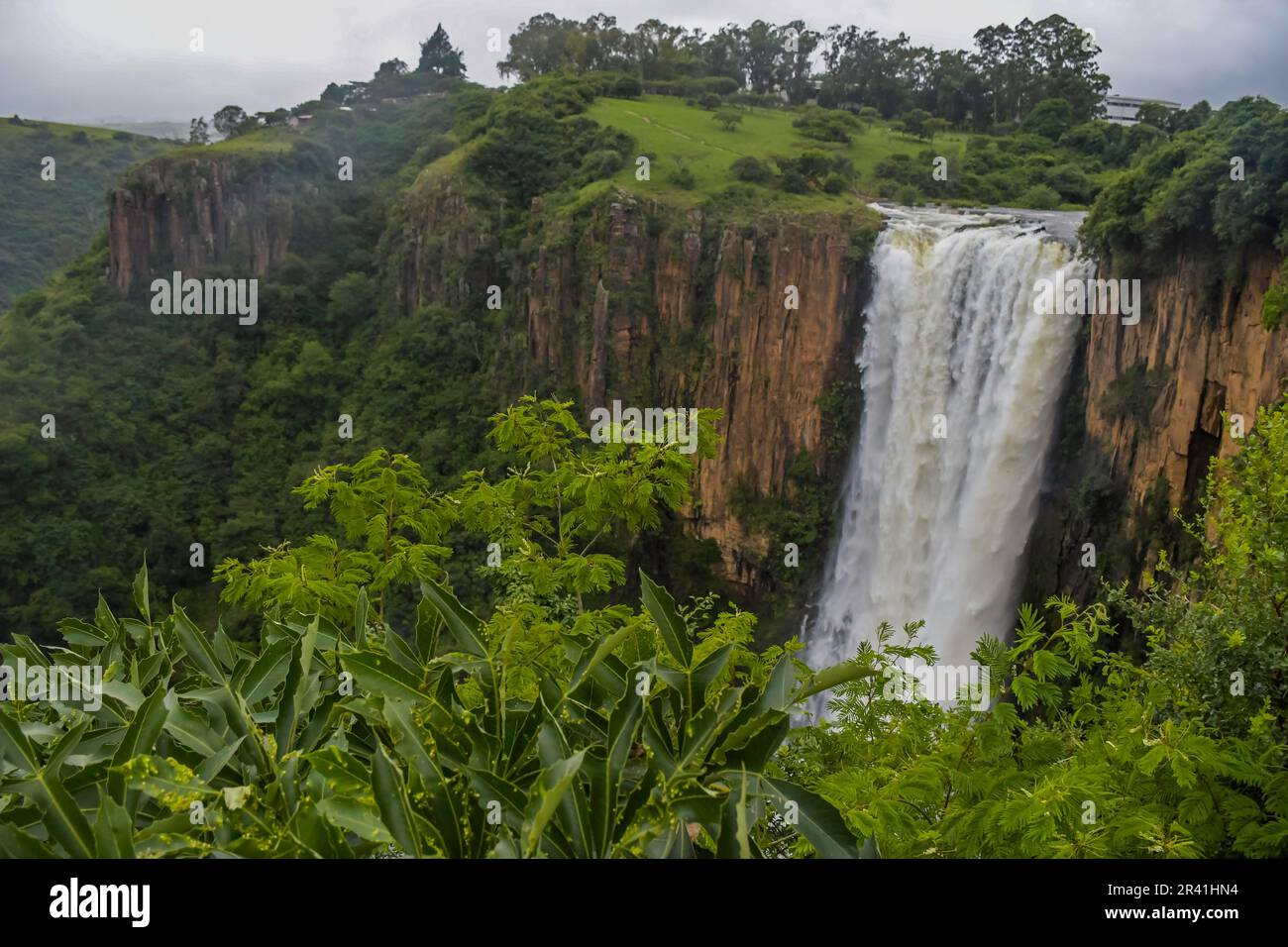 Howick falls waterfall on Umgeni river in Kzn midlands meander Stock ...