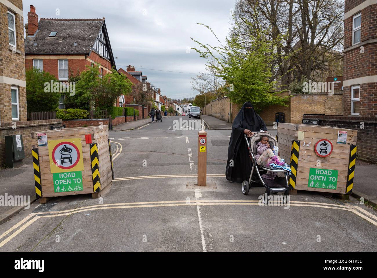 Some of the streets in East Oxford, UK, with bollards and barriers ...
