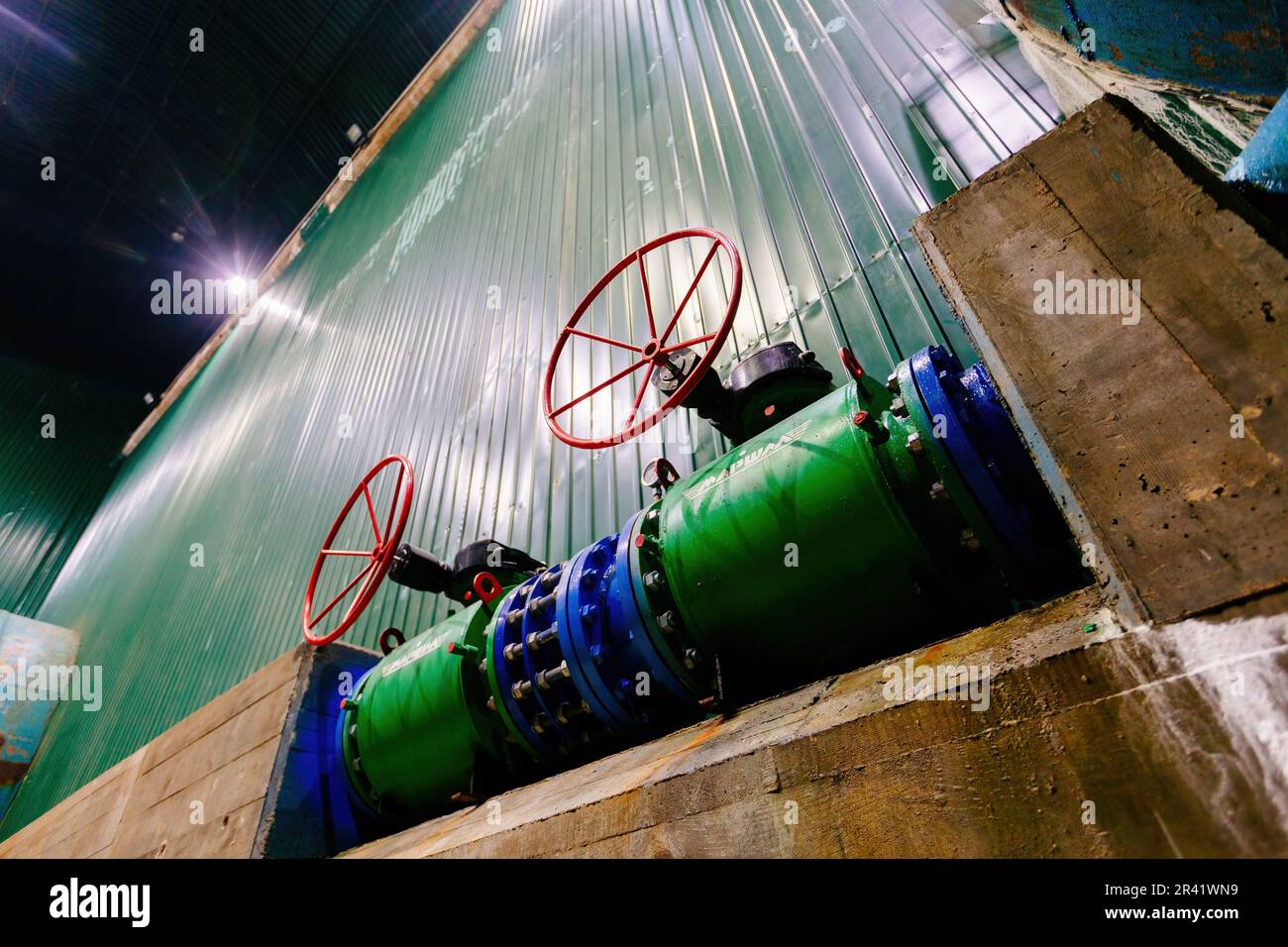 Large pressure valve in hydroelectric power plant Stock Photo - Alamy