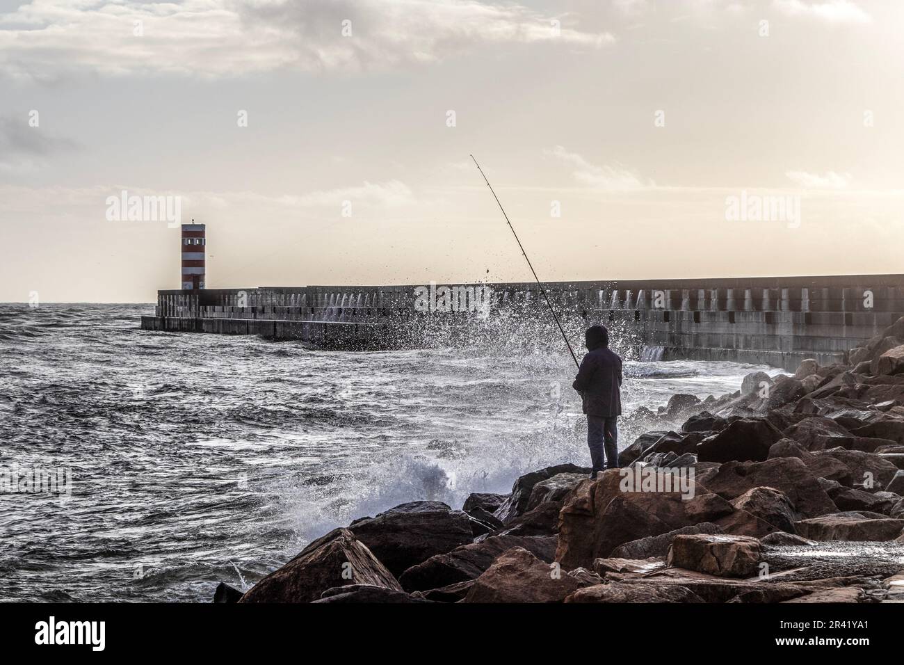 Fisherman casting line hi-res stock photography and images - Alamy