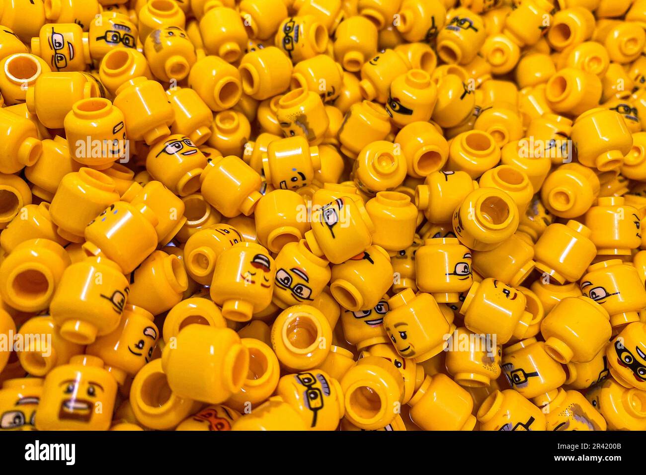 Lego heads detail. Minifigures Stock Photo - Alamy