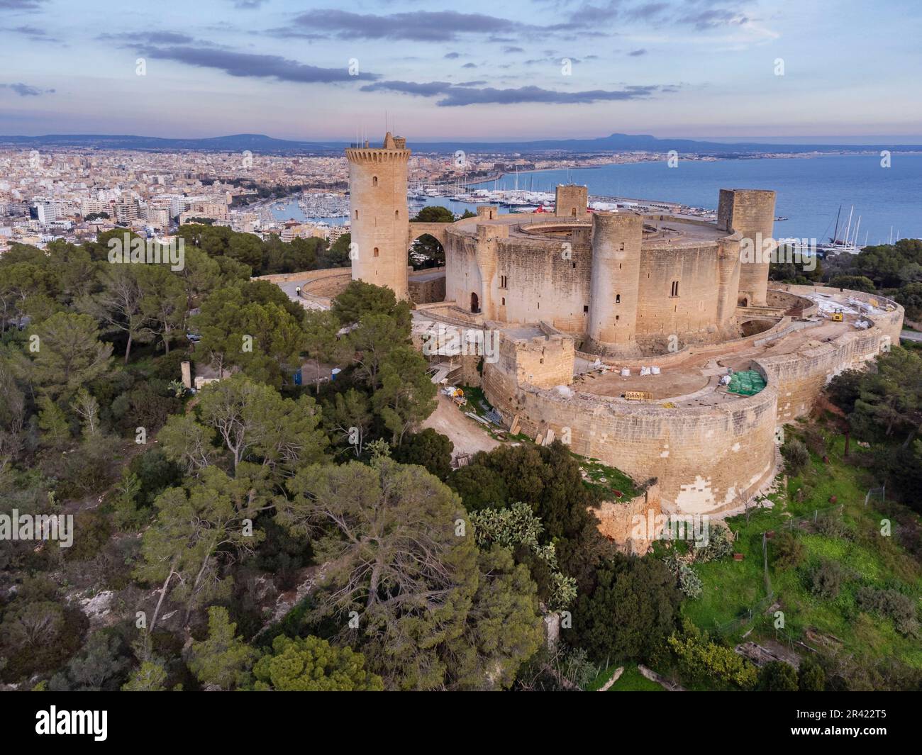 Bellver castle on the bay of Palma Stock Photo - Alamy