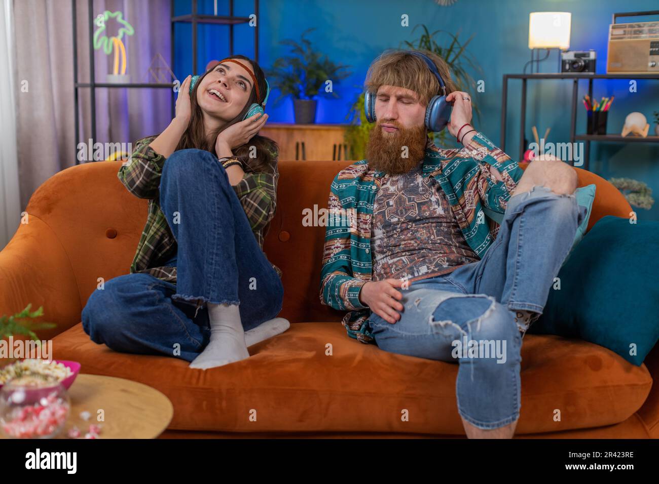 Man dancing in hippie party hi-res stock photography and images - Alamy