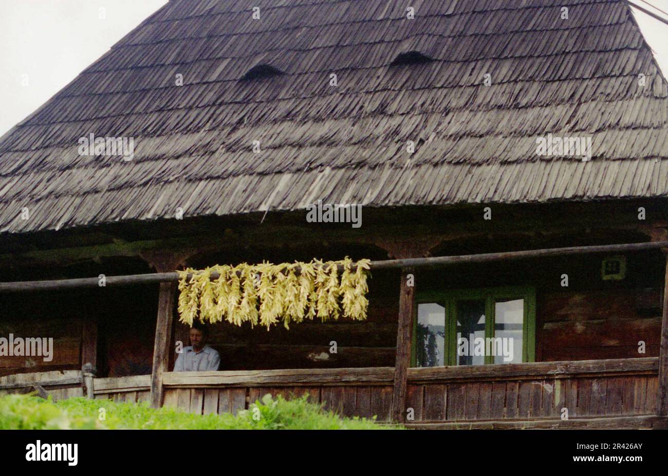 Maramures romania facade old hi-res stock photography and images - Alamy