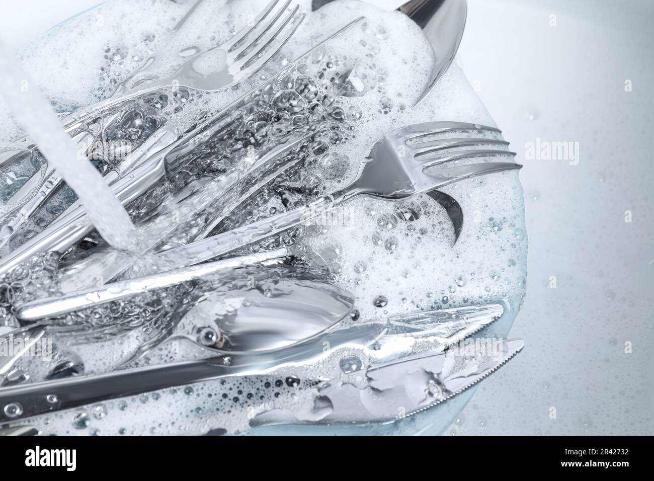 Silver under plate hi-res stock photography and images - Alamy