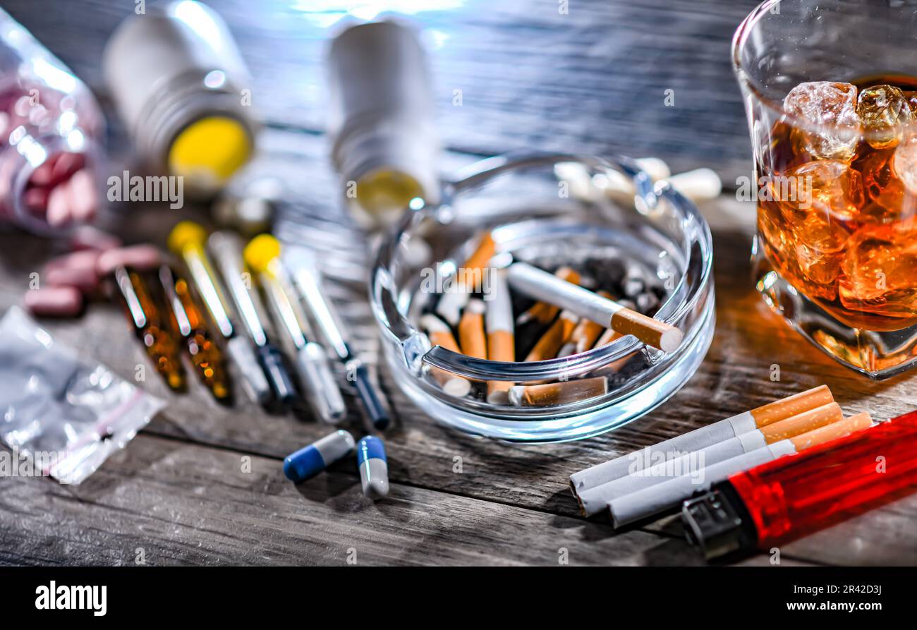Illicit substances hi-res stock photography and images - Alamy