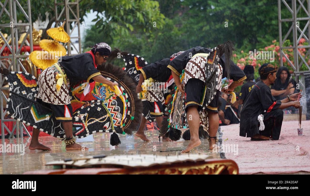 Jaranan dance, a traditional dance from Java. Jaranan comes from jaran ...