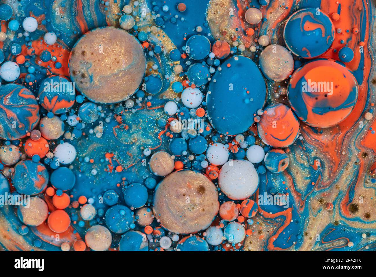 Color milk explosion hi-res stock photography and images - Alamy