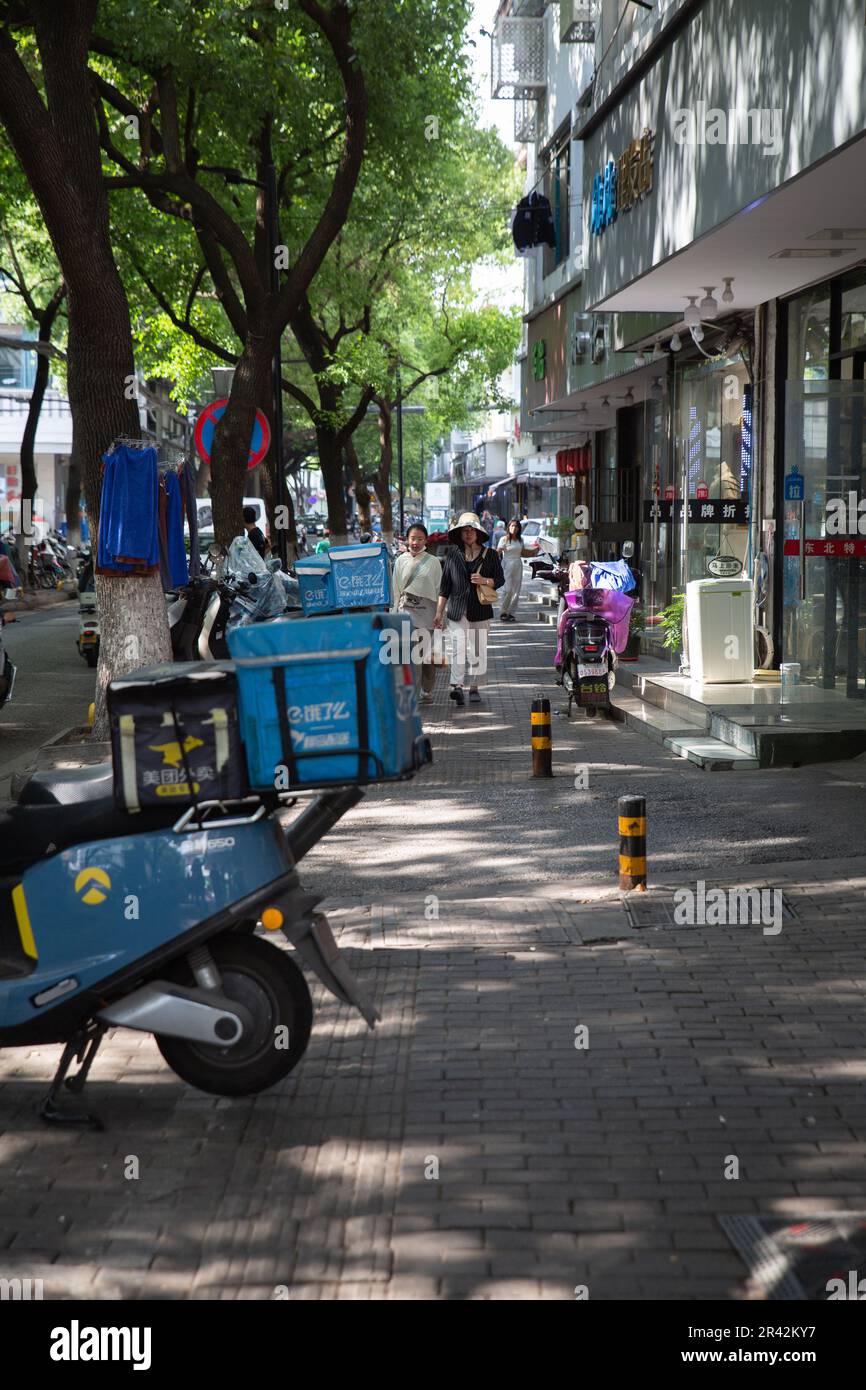 Pishi Street, Gusu District, Suzhou, Jiangsu Stock Photo - Alamy