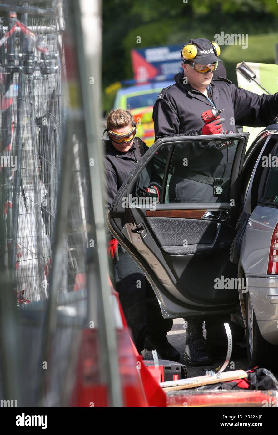 Specialist police officers use drills to remove protesters from lock ...